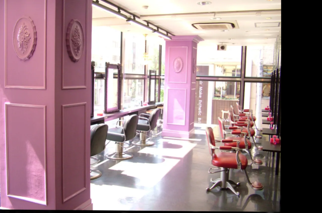 熊本県熊本市の美容室ならエクステ&髪質改善salon unrip G | 個性を引き出す多様なサービス